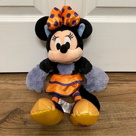Disney | Toys | Disney Store 29 Minnie Mouse Werewolf Halloween 12 ...